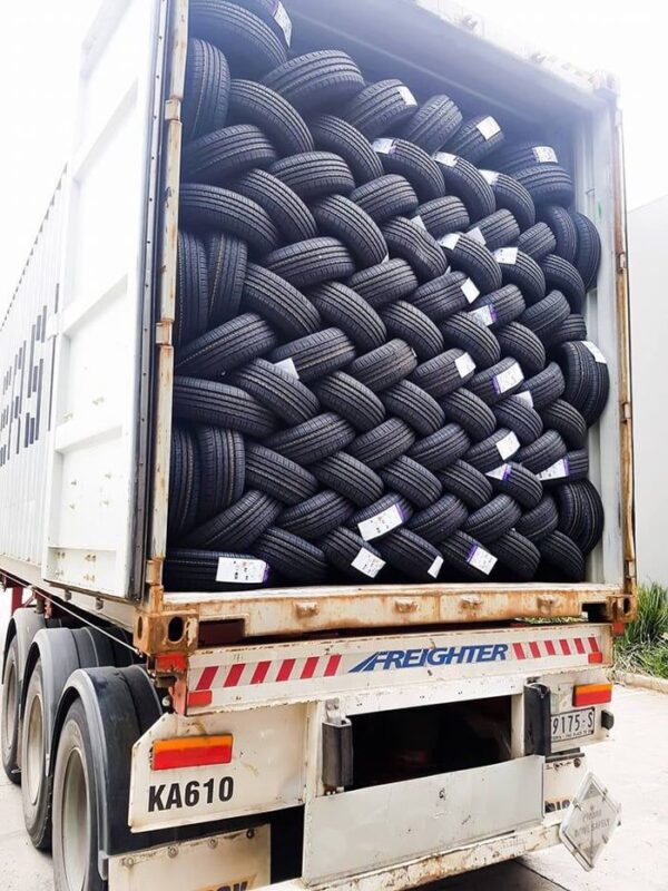How Many Semi Truck Tires Fit in a Container? (2025 Guide)